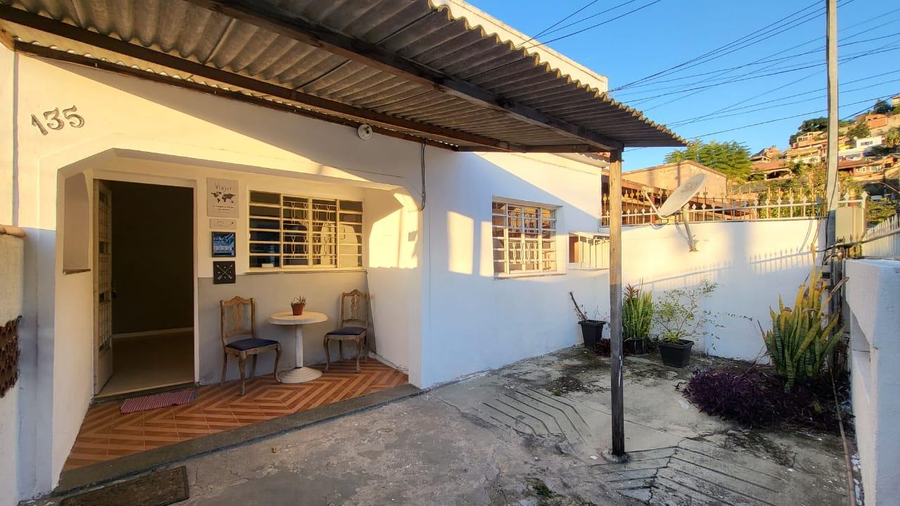 Vendo casa com 2 quartos, 90m2, vaga de garagem. Rua Liberalina nº 135 ...